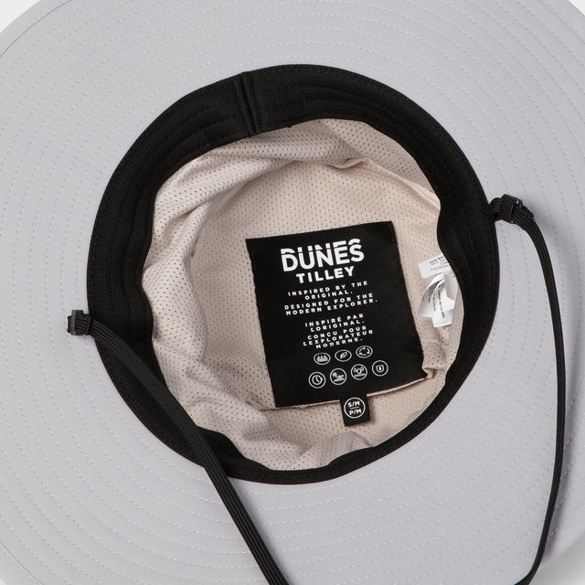 Dunes Solar Eclipse – Tilley USA